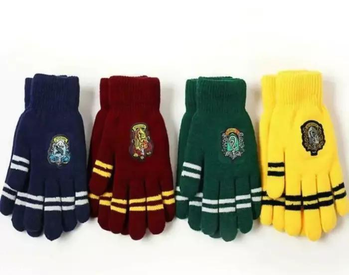 Kids Wizard Gloves (Beeston, Nottinghamshire) | NomTimes UK